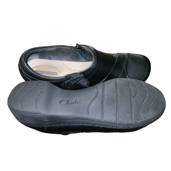 Clarks | Shoes | Clarks Collection Soft Cushion Black Clogs With Zip ...